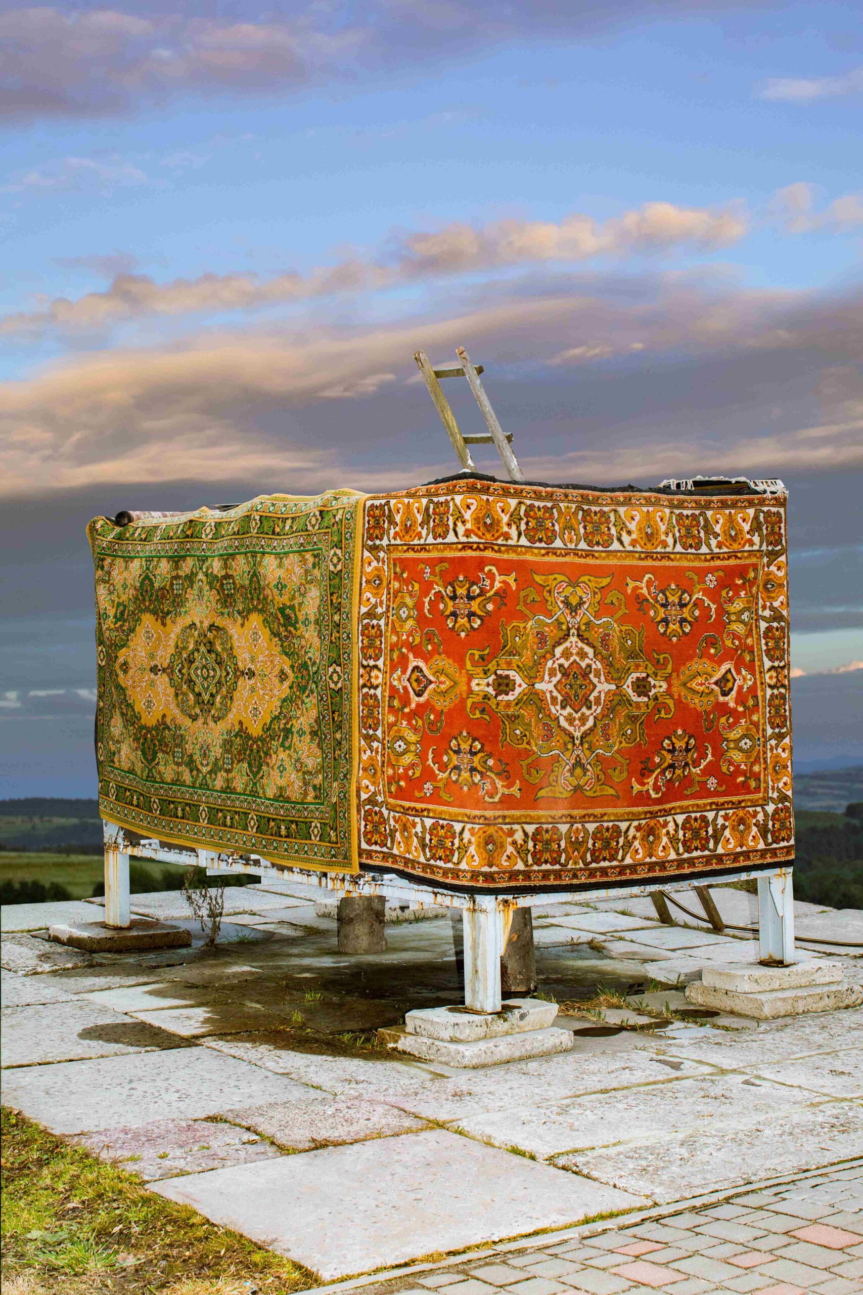 Knock Knock - Strangers Guide